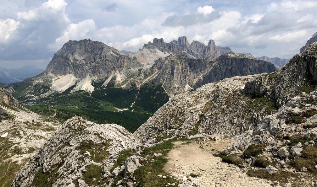 The alta via n1 of the dolomites - Alta Via delle Dolomiti n. 1 Trek ...