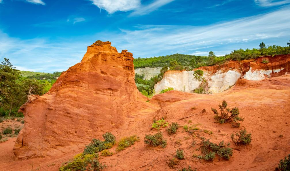 Must see in provence - Beautiful Provence - Hiking - France - Mont ...