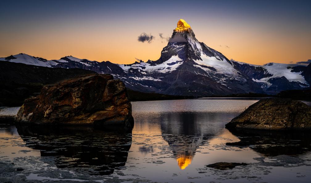 Travel and Hiking in the Matterhorn massif - Mont Blanc Experience